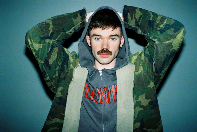 DOM DOLLADRUMSHEDSFRI 15 NOV